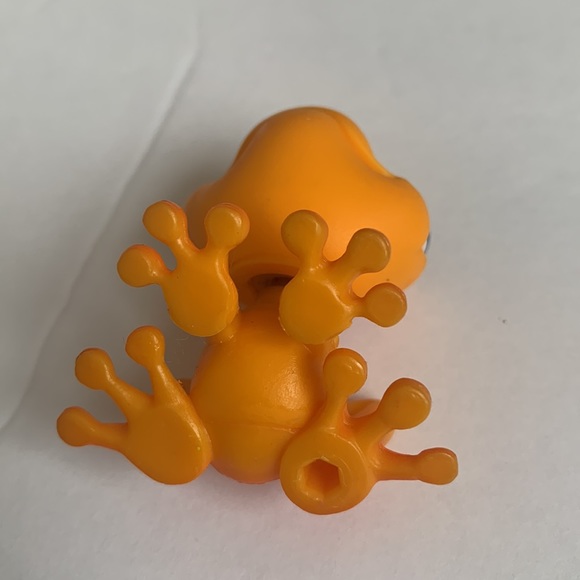 Littlest Pet Shop | Toys | Littlest Pet Shop 874 Orange Frog With ...